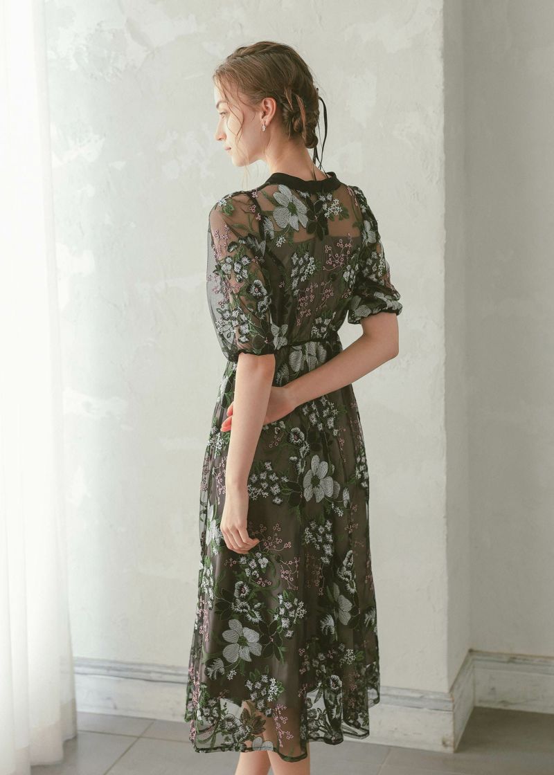フラワーエンブロイダリードレス|DorryDoll